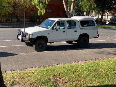 2001 Hilux LN167R | 4x4Earth